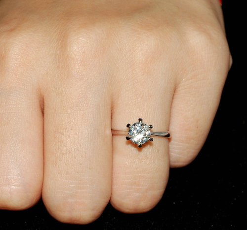 Two 18k Gp Solitaire Rings Size 7 on Luulla