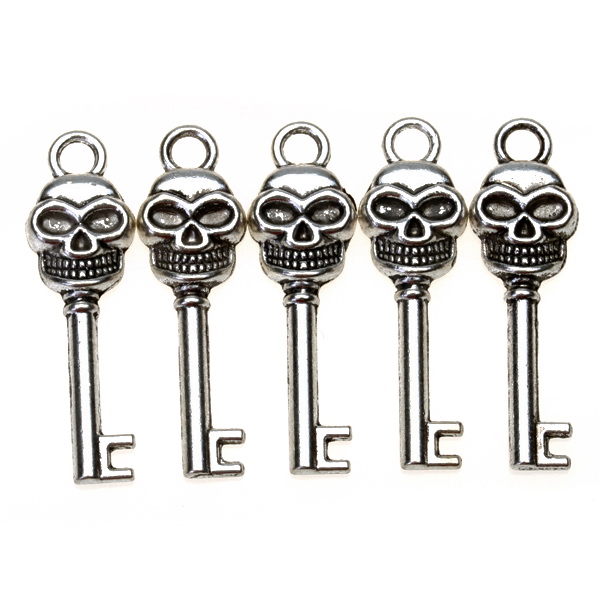 Tibetan Silver Skull Key Charms on Luulla